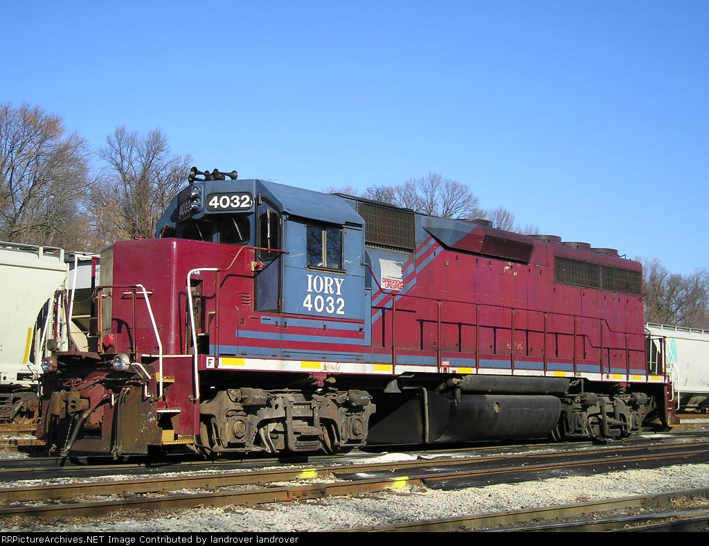 IORY 4032 Sitting At Poorwood